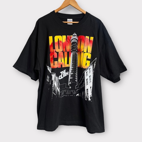 Vintage | Shirts | Vintage The Clash London Calling Fifth Column ...